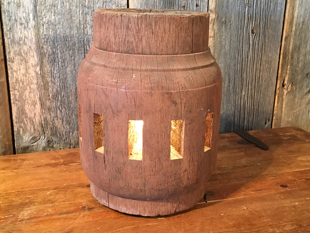 Vintage Wagon Wheel Hub Lamp – Sawyer Hatch